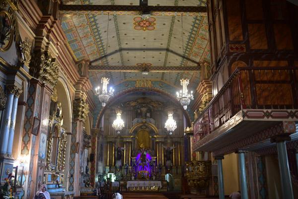 Cuenca, iglesia Carmen de la Asuncion - World on the way